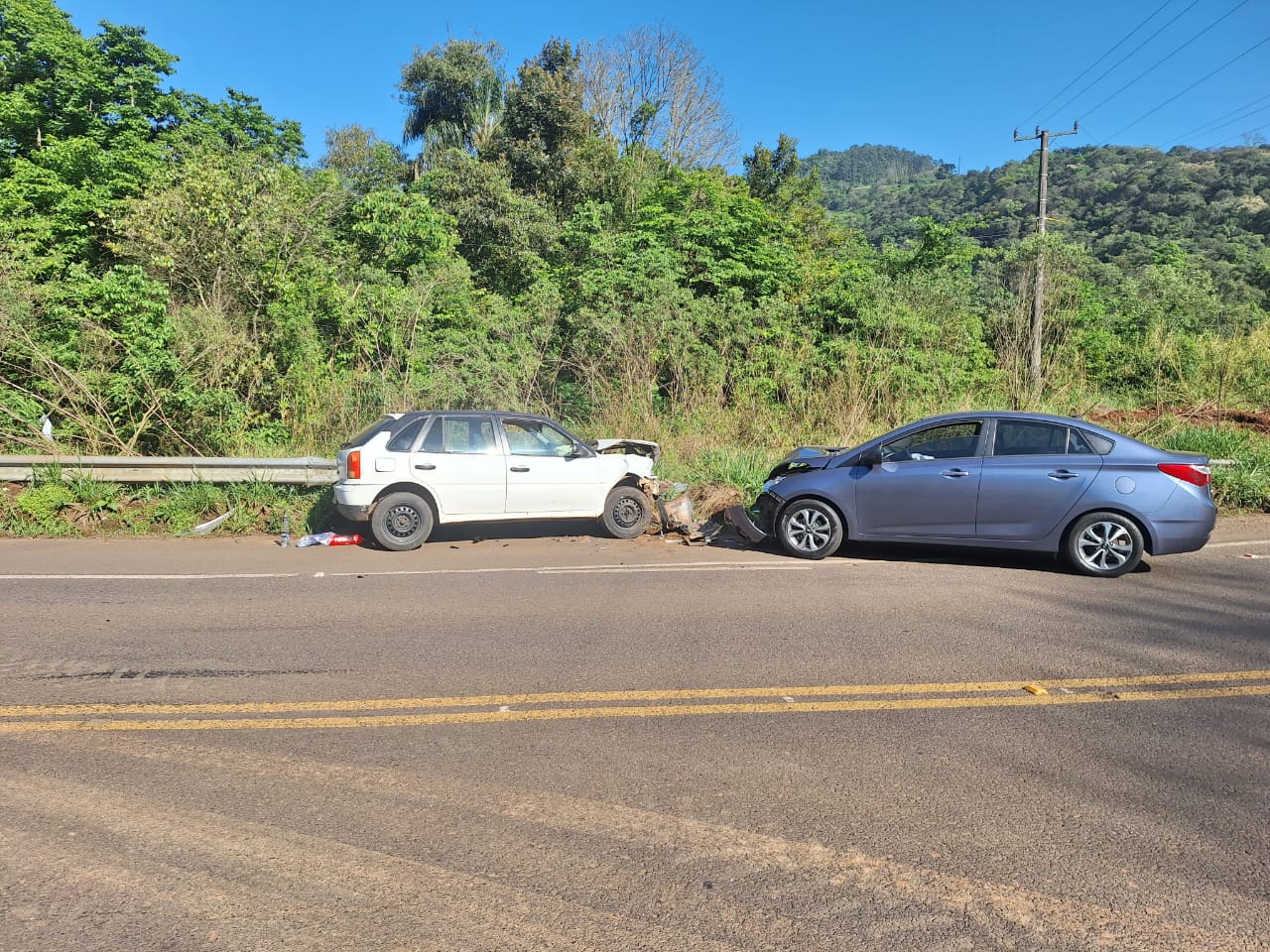 Colisão frontal é registrada na SC-155, entre Seara e Itá - BelosF7