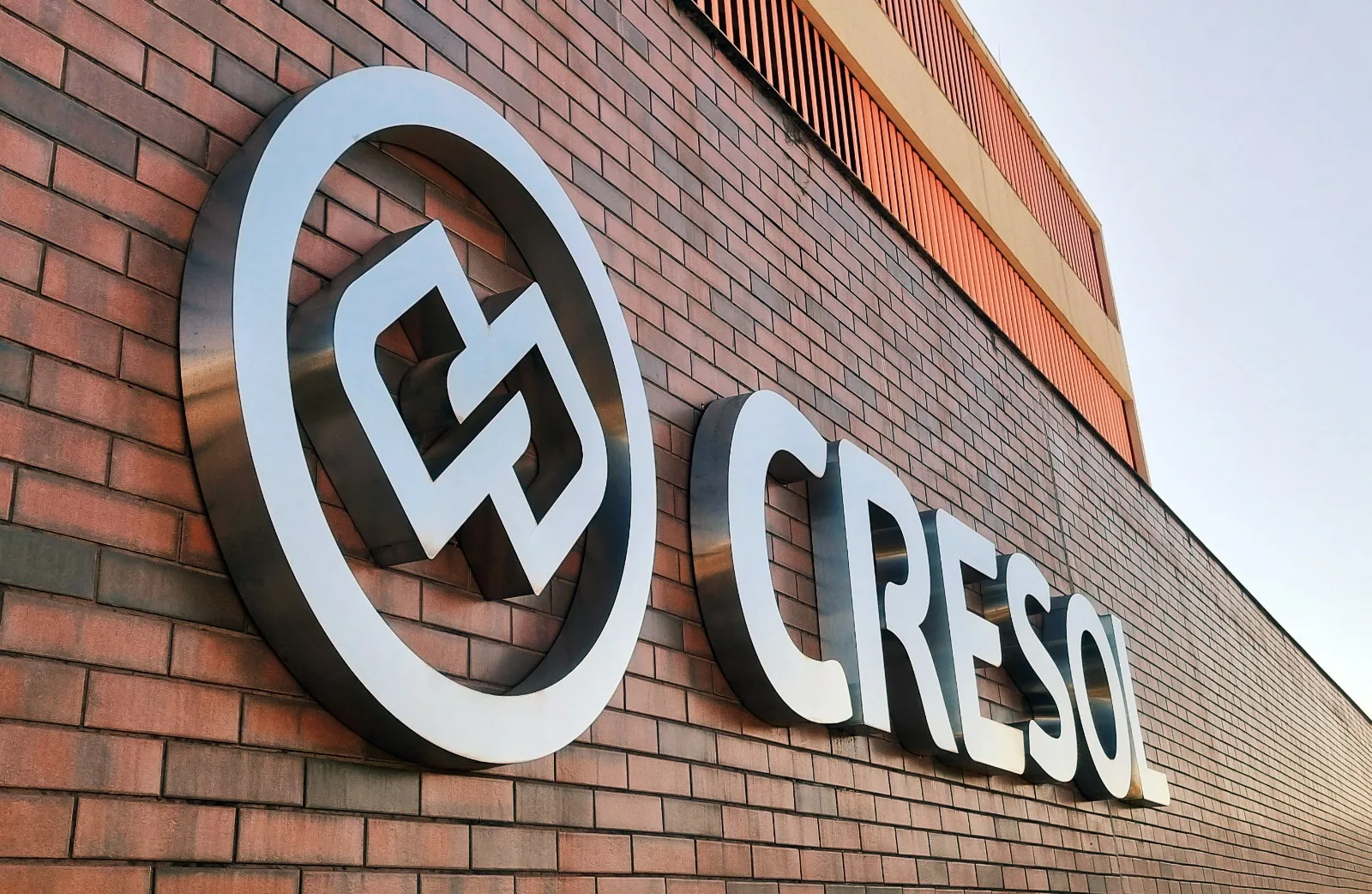 Cresol completa 30 anos com mais de um milhão de cooperados - BelosF7