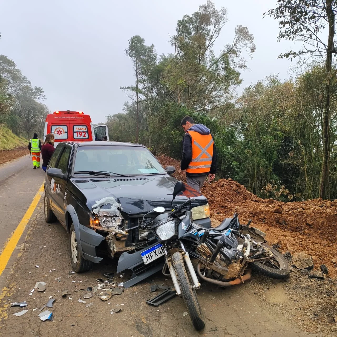 Moto colide em automóvel na SC-283, entre Seara e Arvoredo - BelosF7
